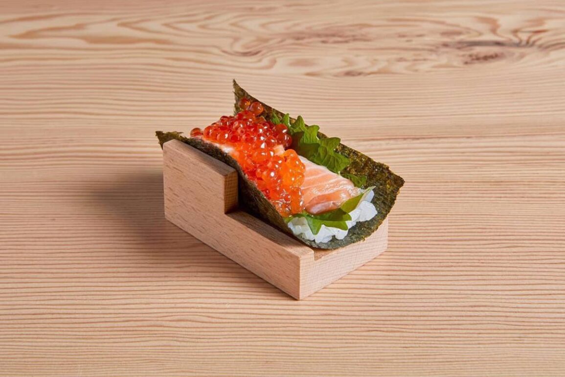 Cozy Japanese Izakaya Bar 'OKU' Quietly Opens in Gastown