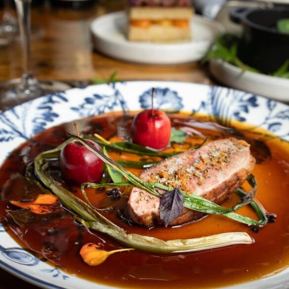 12 Best Edmonds Restaurants & What To Order (2024)