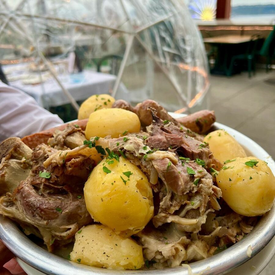 9 Best French Restaurants In Seattle + What To Order (2025)