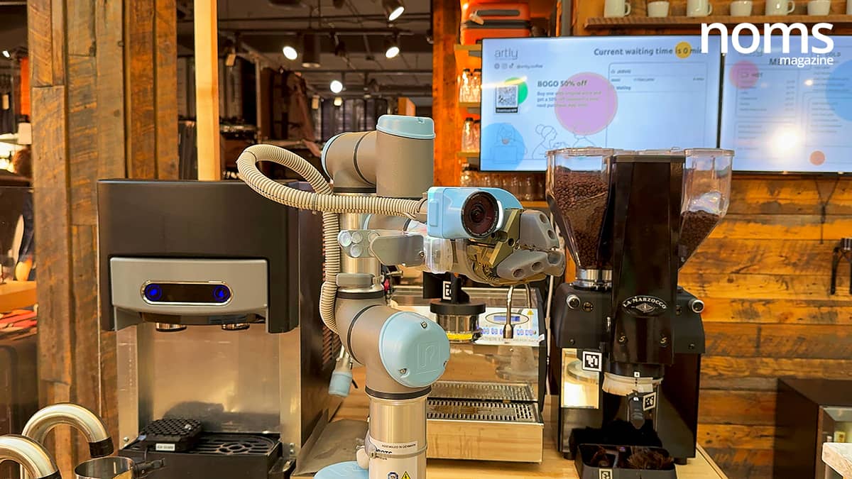 First Robot Barista Cafe Pop-Up Opens In Downtown Vancouver (WATCH)