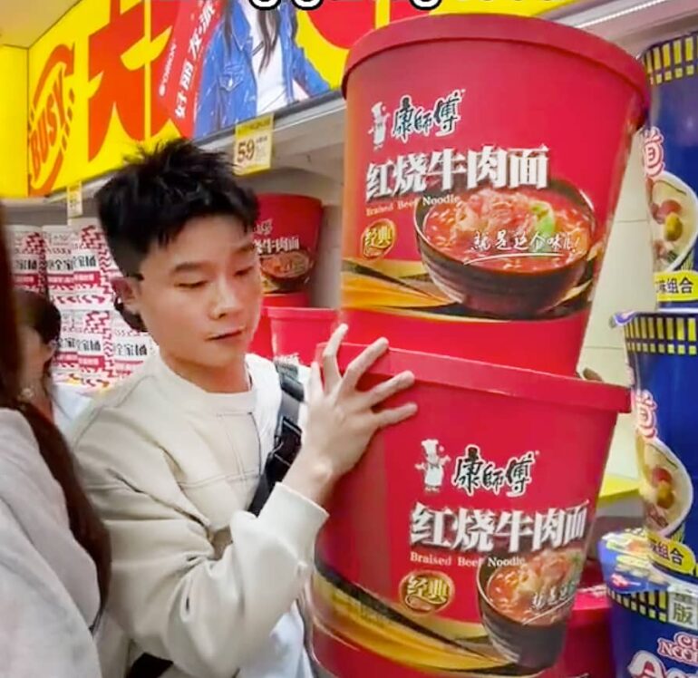 This Viral Shop In China Sell Supersized & Gigantic Versions Of Popular ...