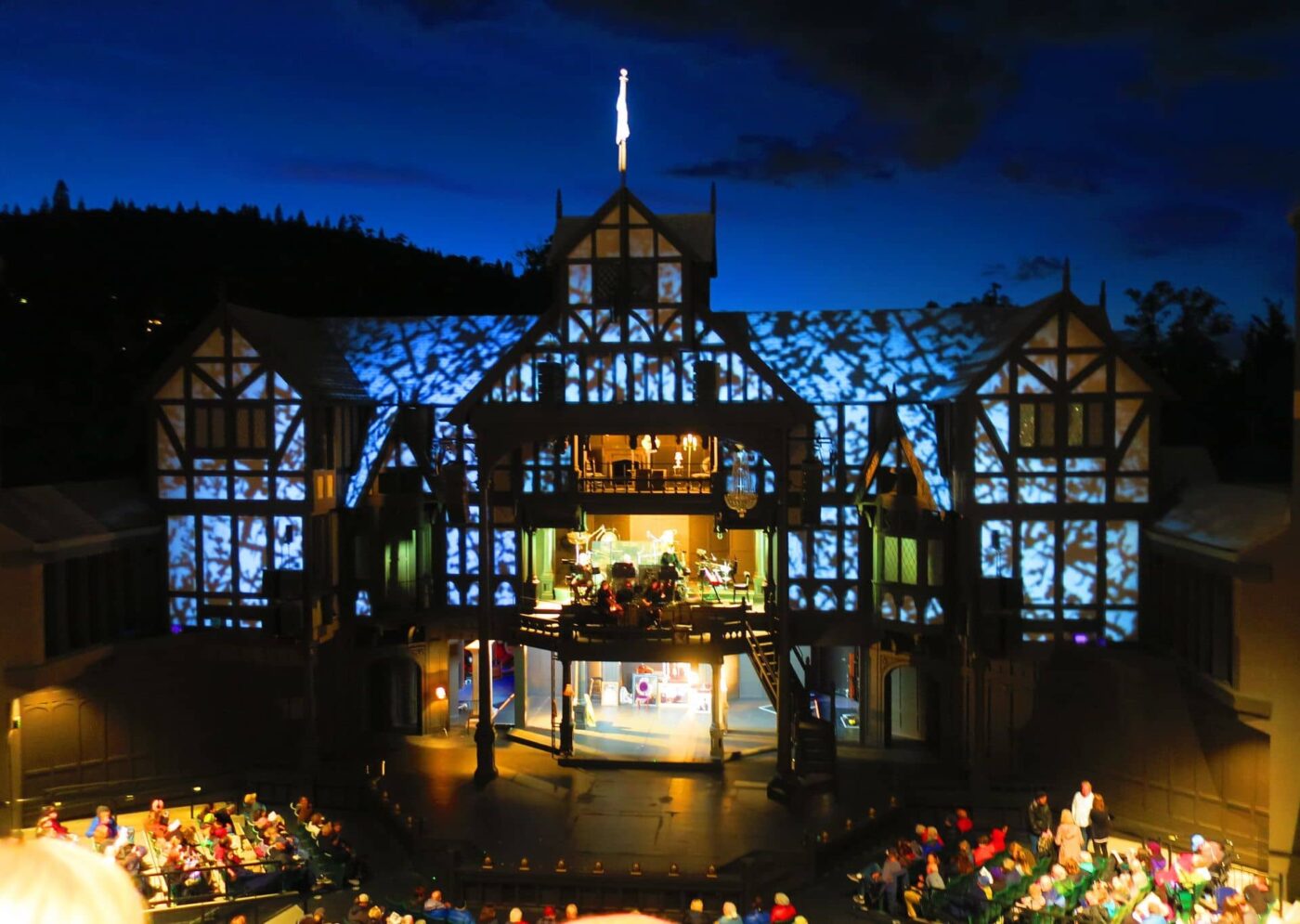 13 Most Visited Attractions in Oregon You Can't Miss