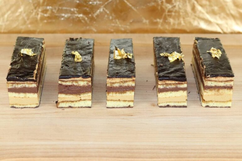 12 Most Challenging Cakes In The World To Make & Master