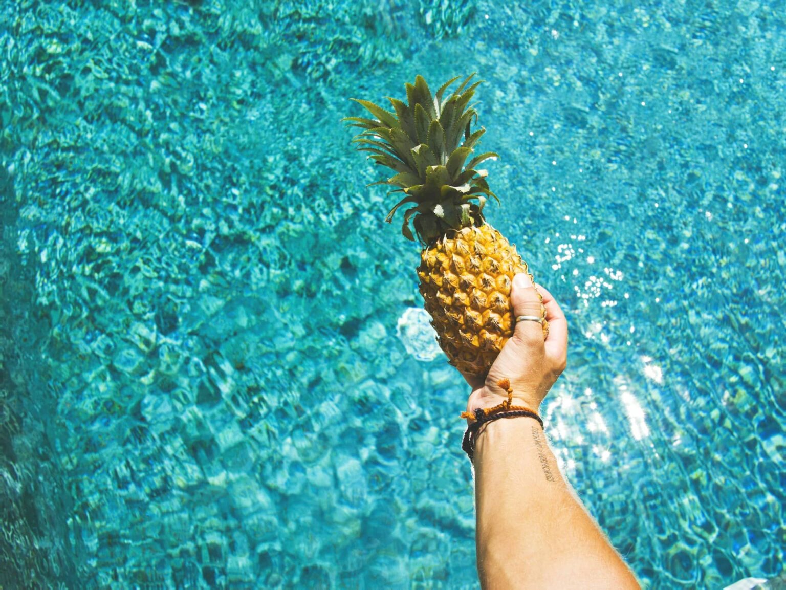 15 Weird Pineapple Facts So Juicy They’ll Make You Pine for More