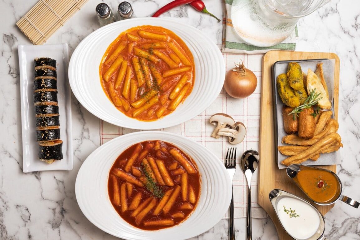 Popular Korean Street Food Brand 'Sinjeon Topokki' Spotted Opening ...